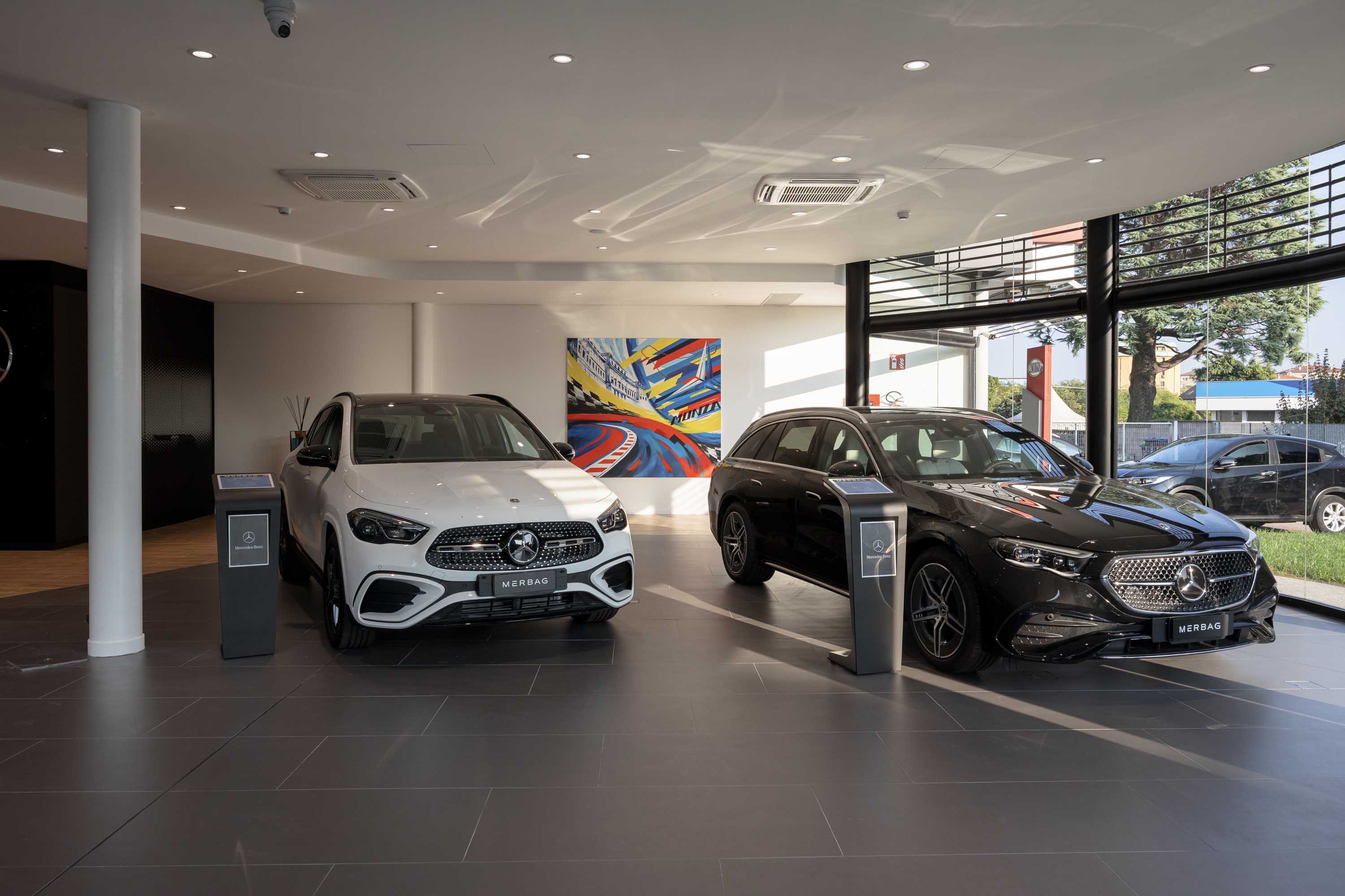 Merbag. La tua concessionaria Mercedes-Benz a Monza. | Merbag S.p.A.